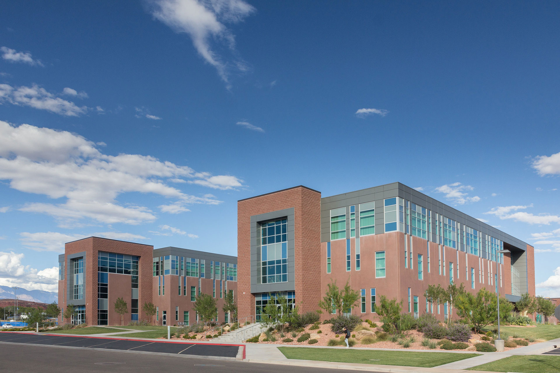 Dixie Middle School - Mahas Construction Inc.